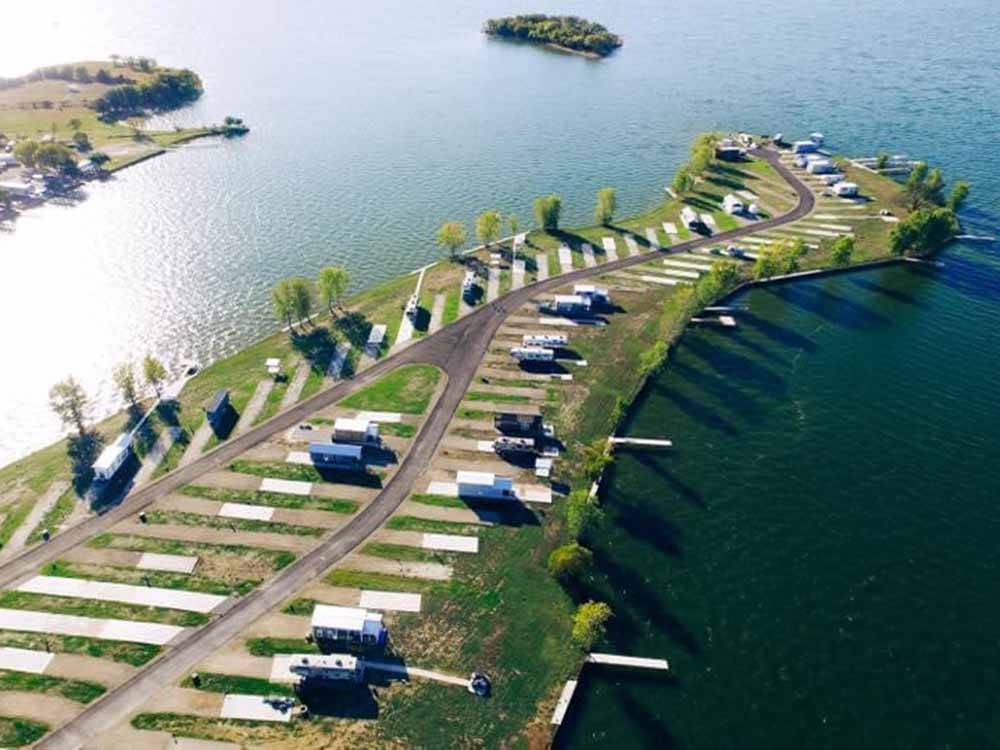 Peninsula Point Luxury RV Tiny Home Resort - Kerens campgrounds | Good ...