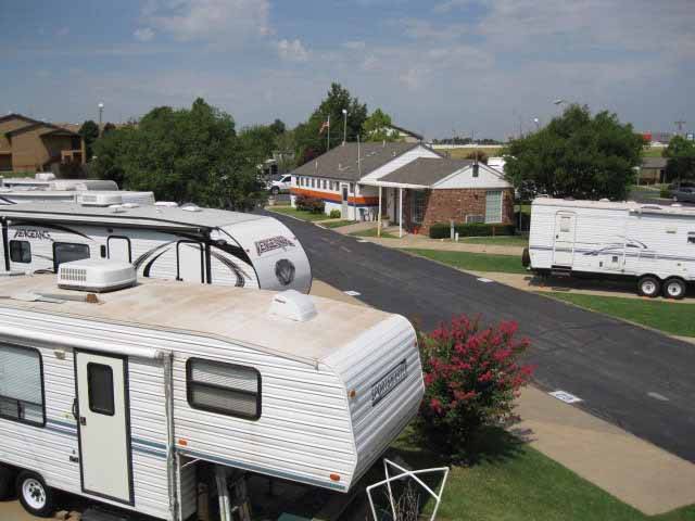 Roadrunner RV Park - Oklahoma City campgrounds | Good Sam Club